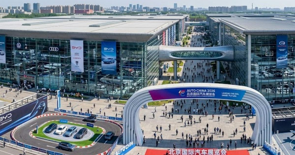 Похабный хлам: дизайнер Bugatti резко раскритиковал «индустрию моды» в ...